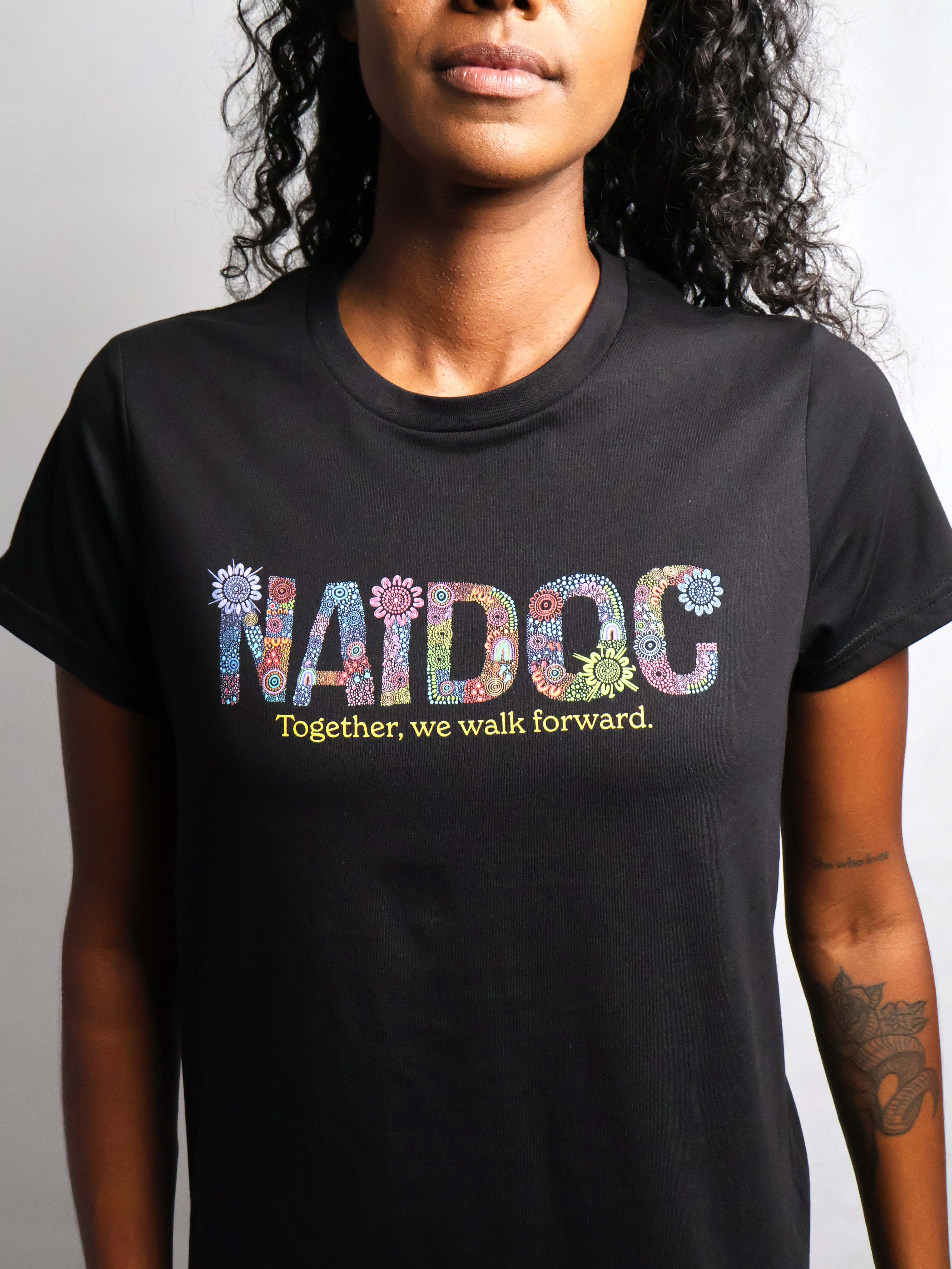 Together, We Walk Forward - NAIDOC 2025 Women’s T-Shirt – BW Tribal